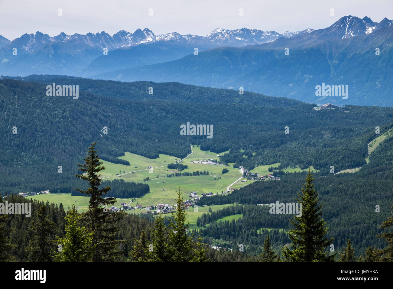 Views from the Wetterstein Hutte over the Gaistal valley in Leutasch ...