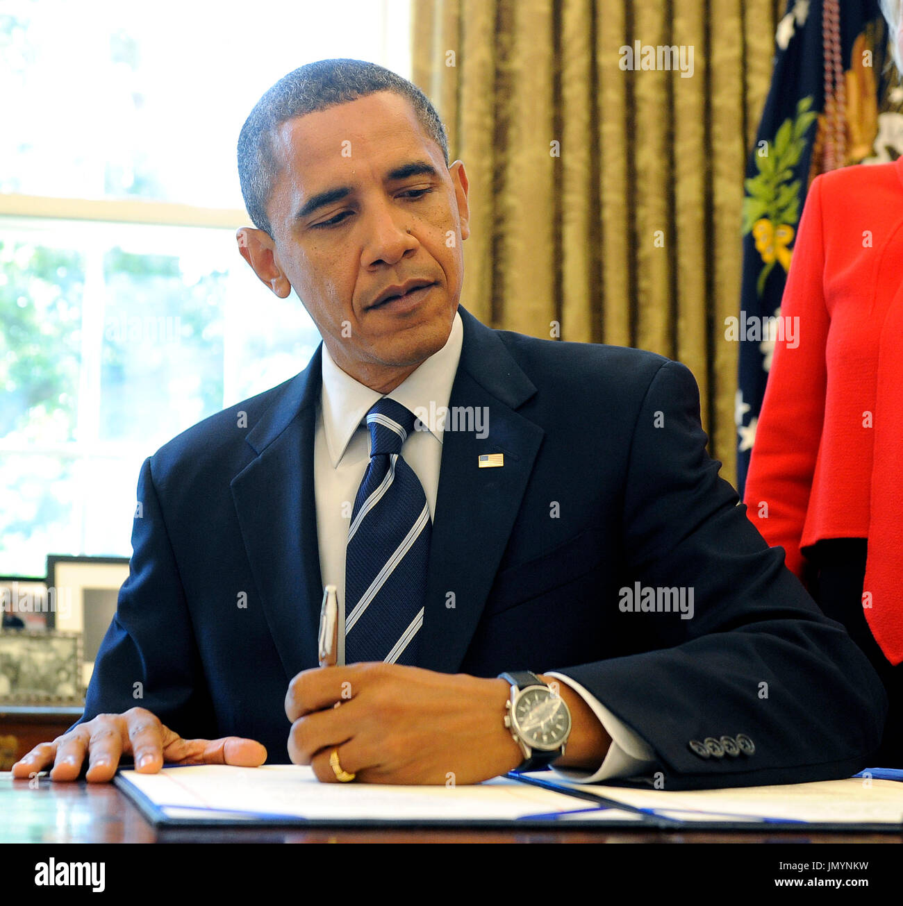 United States President Barack Obama signs the "Reducing Over ...