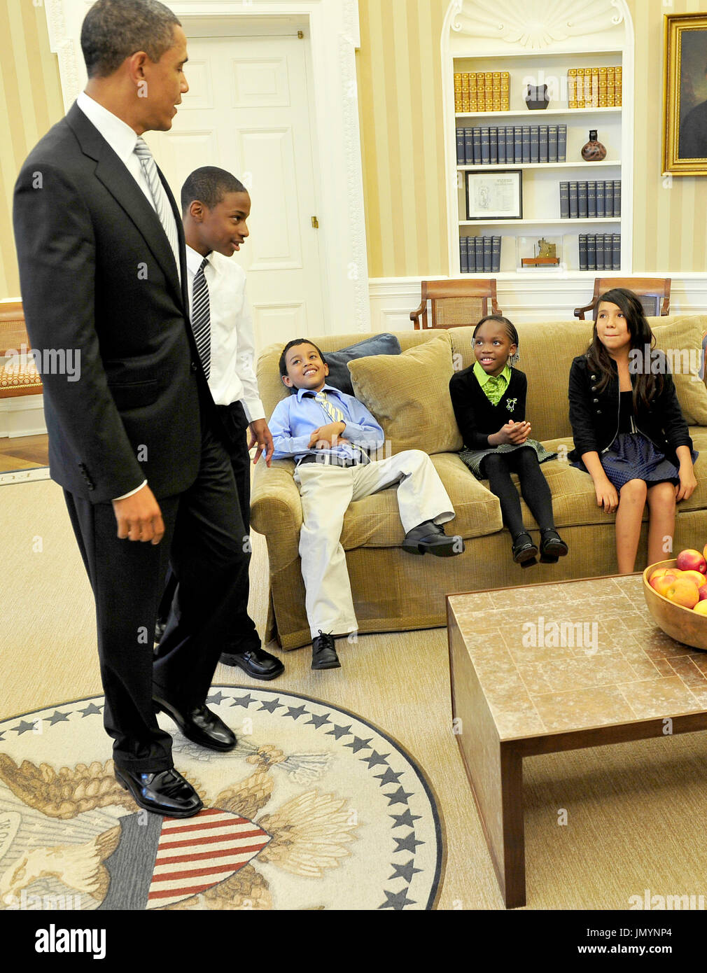 United States President Barack Obama President meets with the students ...