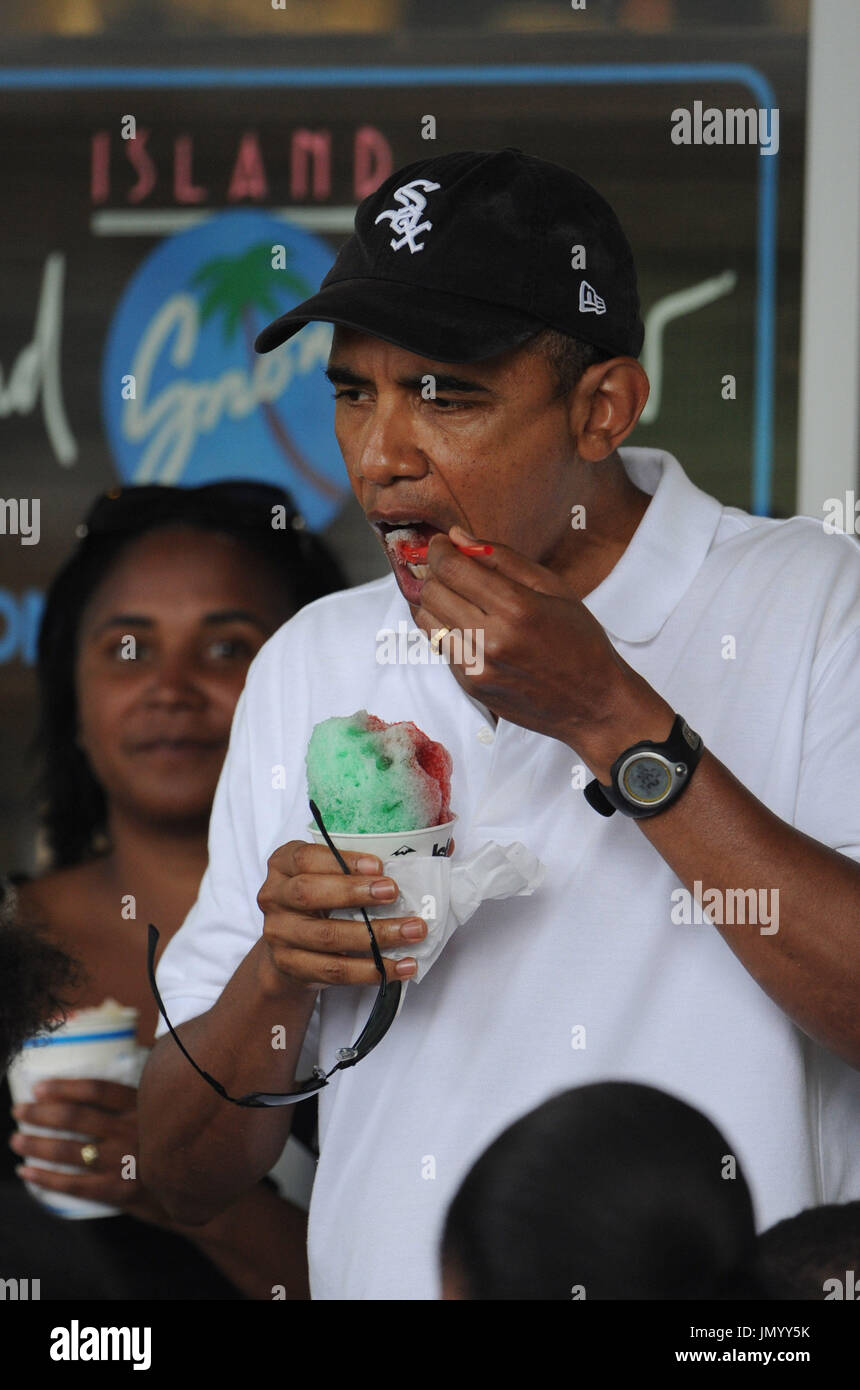 United States President Barack Obama enjoys shave ice at Island Snow in ...