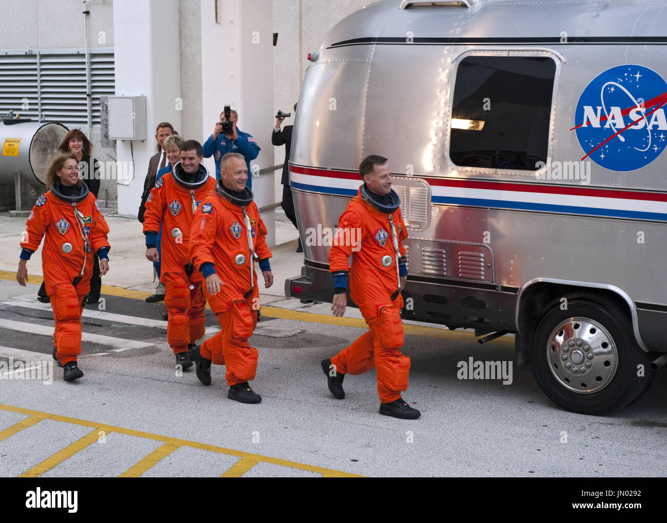 Astronaut launch and entry suits hi-res stock photography and images ...