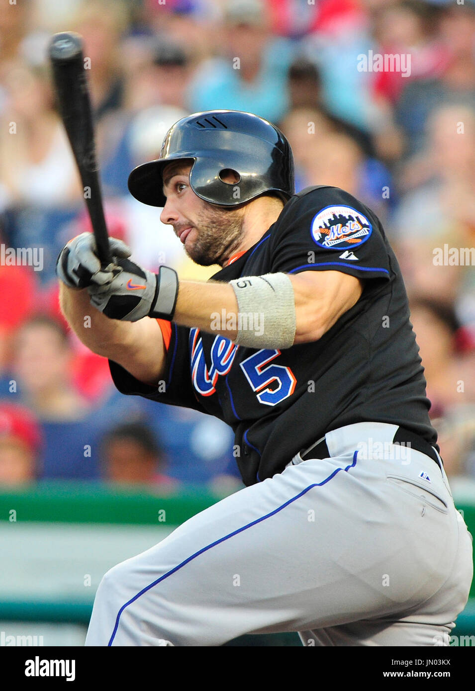 New York Mets third baseman David Wright (5) bats in the second inning ...