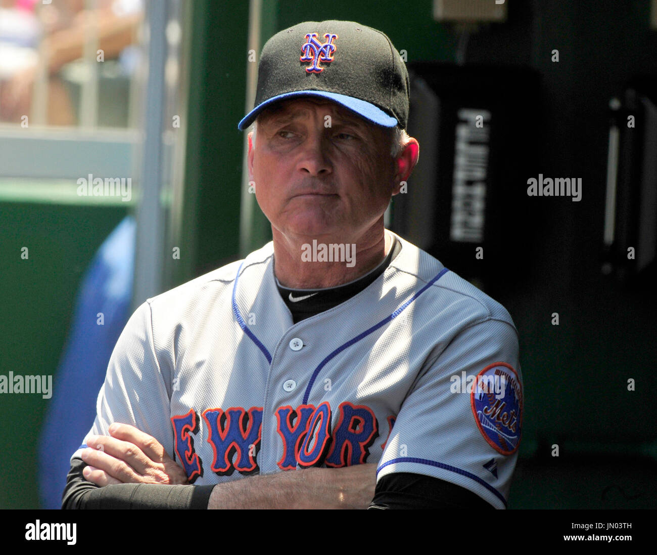 New York Mets manager Terry Collins (10) paces in the dugout prior to ...
