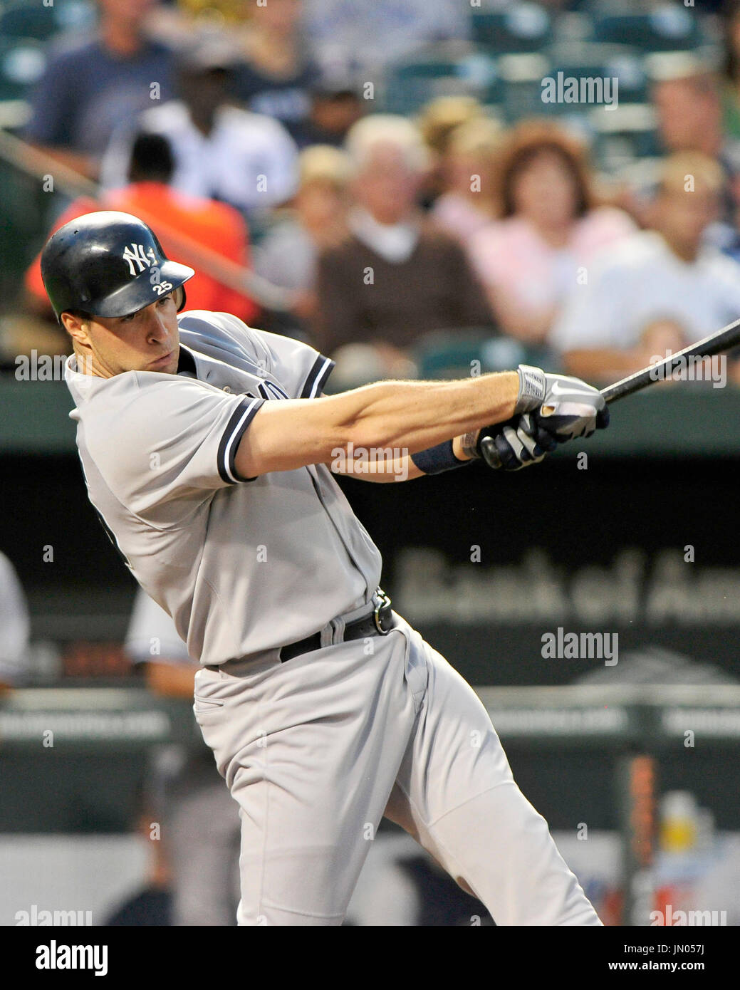 New York Yankees first baseman Mark Teixeira (25) doubles against the ...