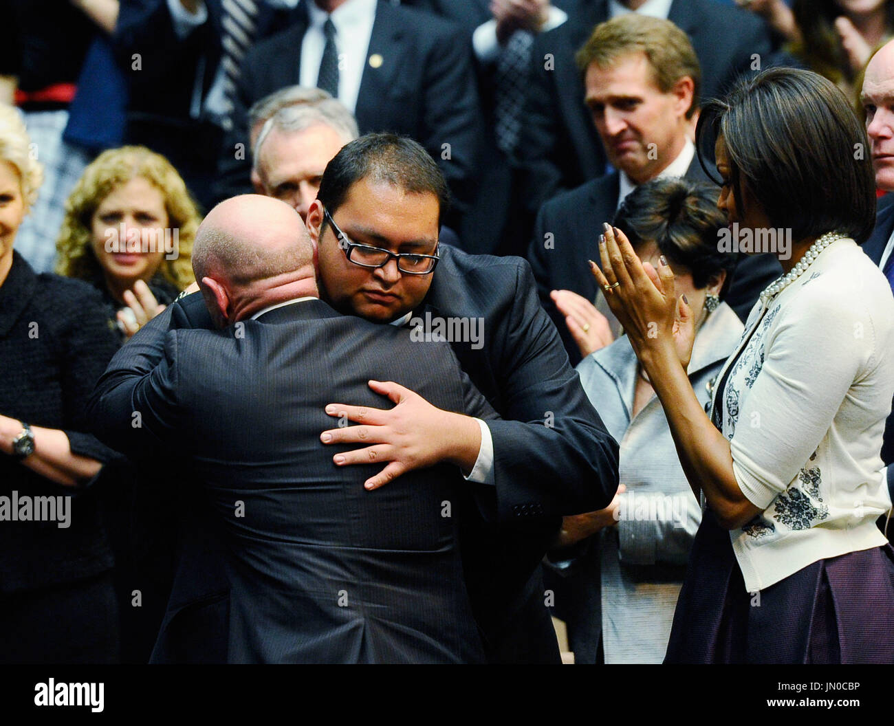 Daniel Hernandez, Jr. (C), an intern of United States Representative ...