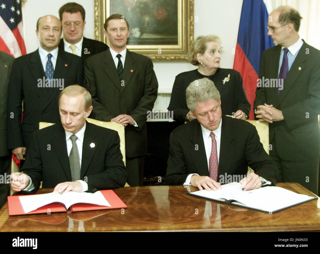 United States President Bill Clinton and President Vladimir Putin of ...