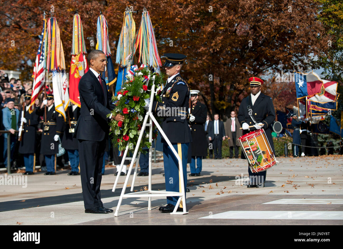 United States President Barack Obama and Major General Michael S ...