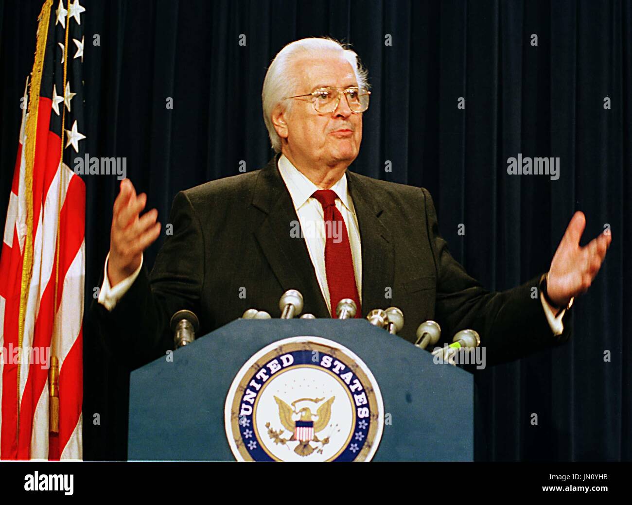 United States Representative Henry Hyde (Republican of Illinois) speaks ...