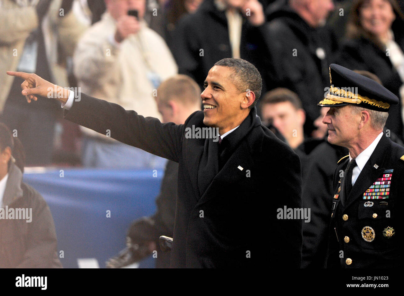 United States President Barack Obama gestures as he walks to the Army ...
