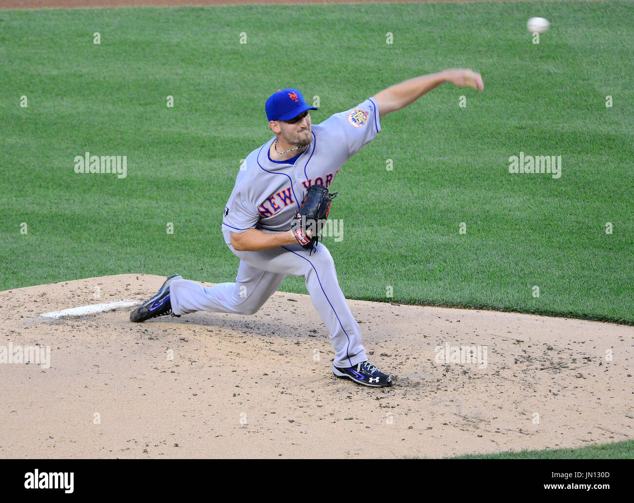 New York Mets pitcher Jon Niese (49) pitches in the second inning ...