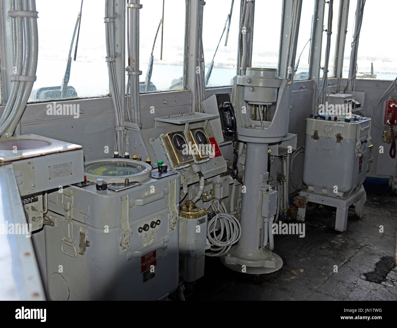 Navigation Bridge of the Battleship USS Missouri in Pearl Harbor ...