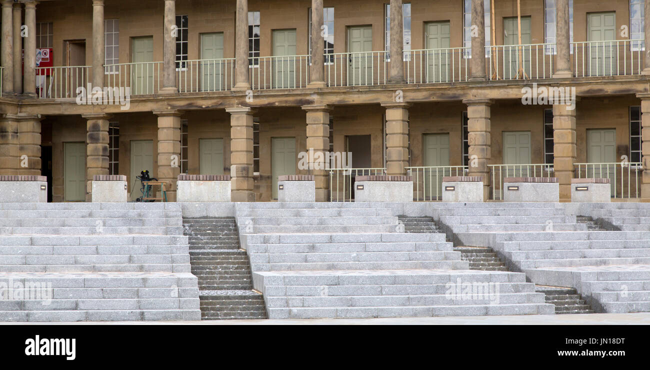 Stepped water feature hi-res stock photography and images - Alamy