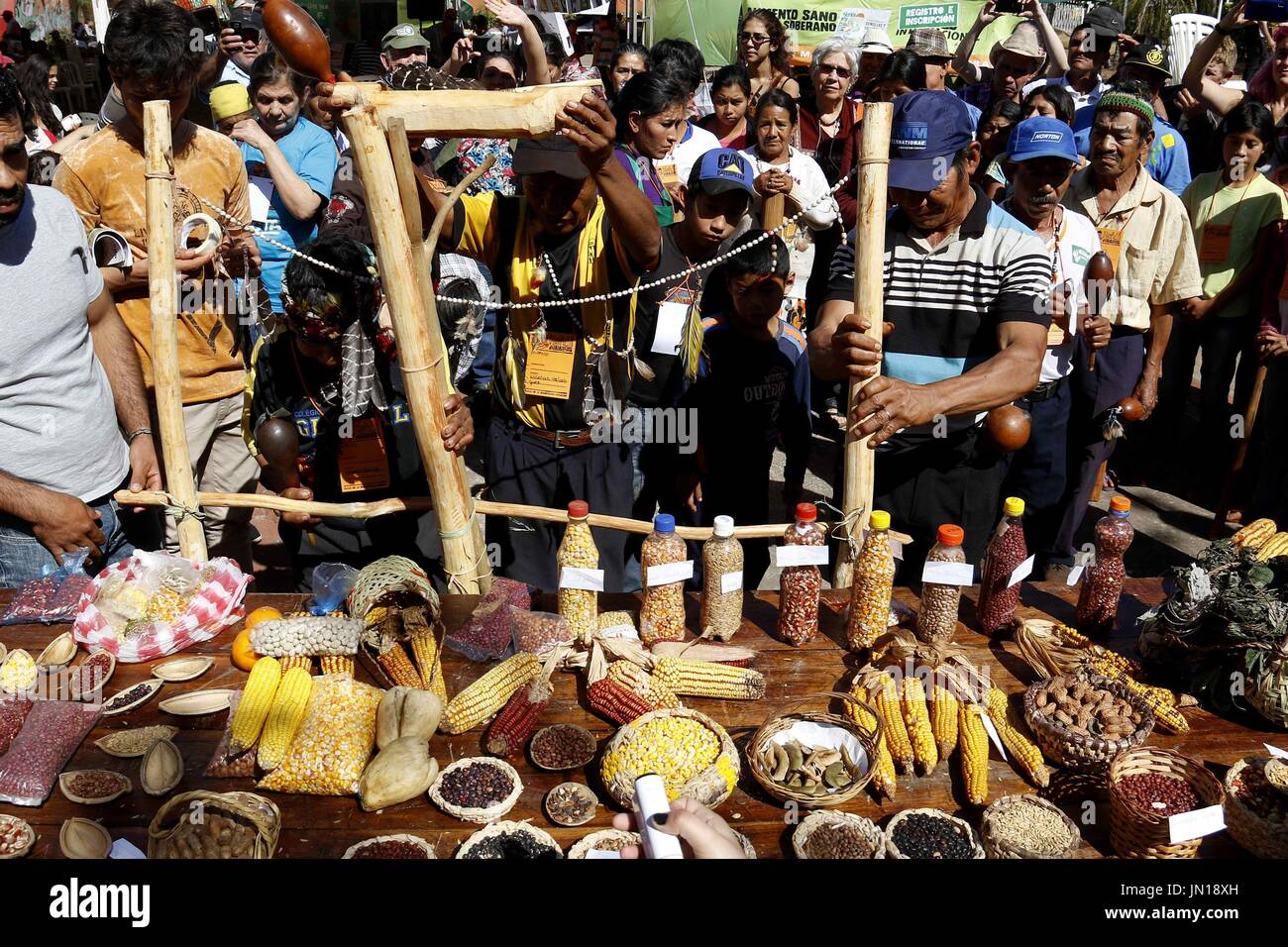 Guarani People Stock Photos & Guarani People Stock Images - Alamy