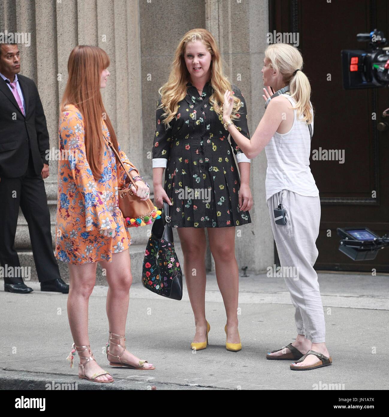 New York, NY, USA. 28th July, 2017. Amy Schumer and Chloe Hurst filming ...