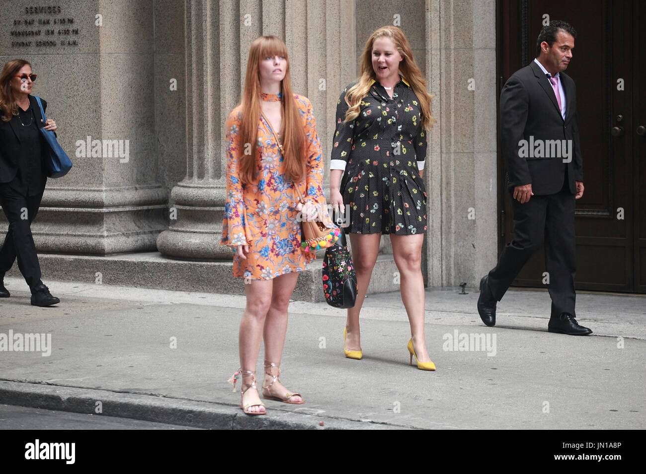 New York, NY, USA. 28th July, 2017. Amy Schumer and Chloe Hurst filming ...