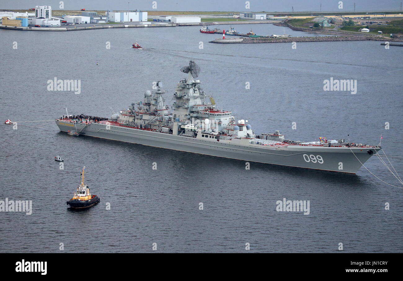Battleship And Battlecruiser High Resolution Stock Photography and ...