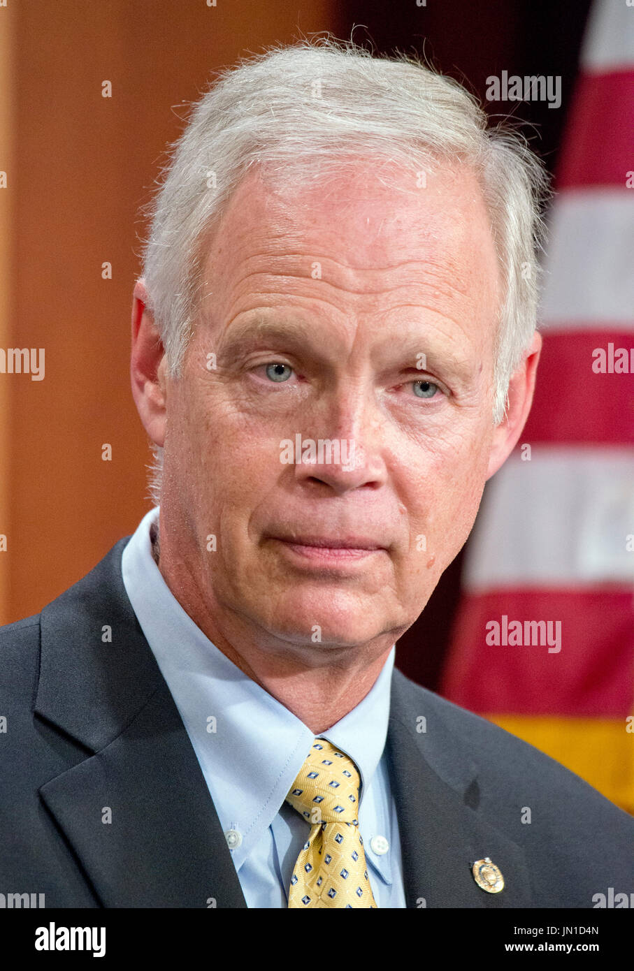 Senators ron johnson hi-res stock photography and images - Alamy