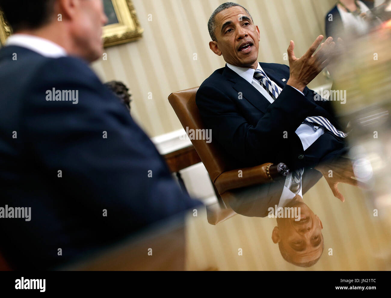 United States President Barack Obama (R) meets with NATO Secretary ...