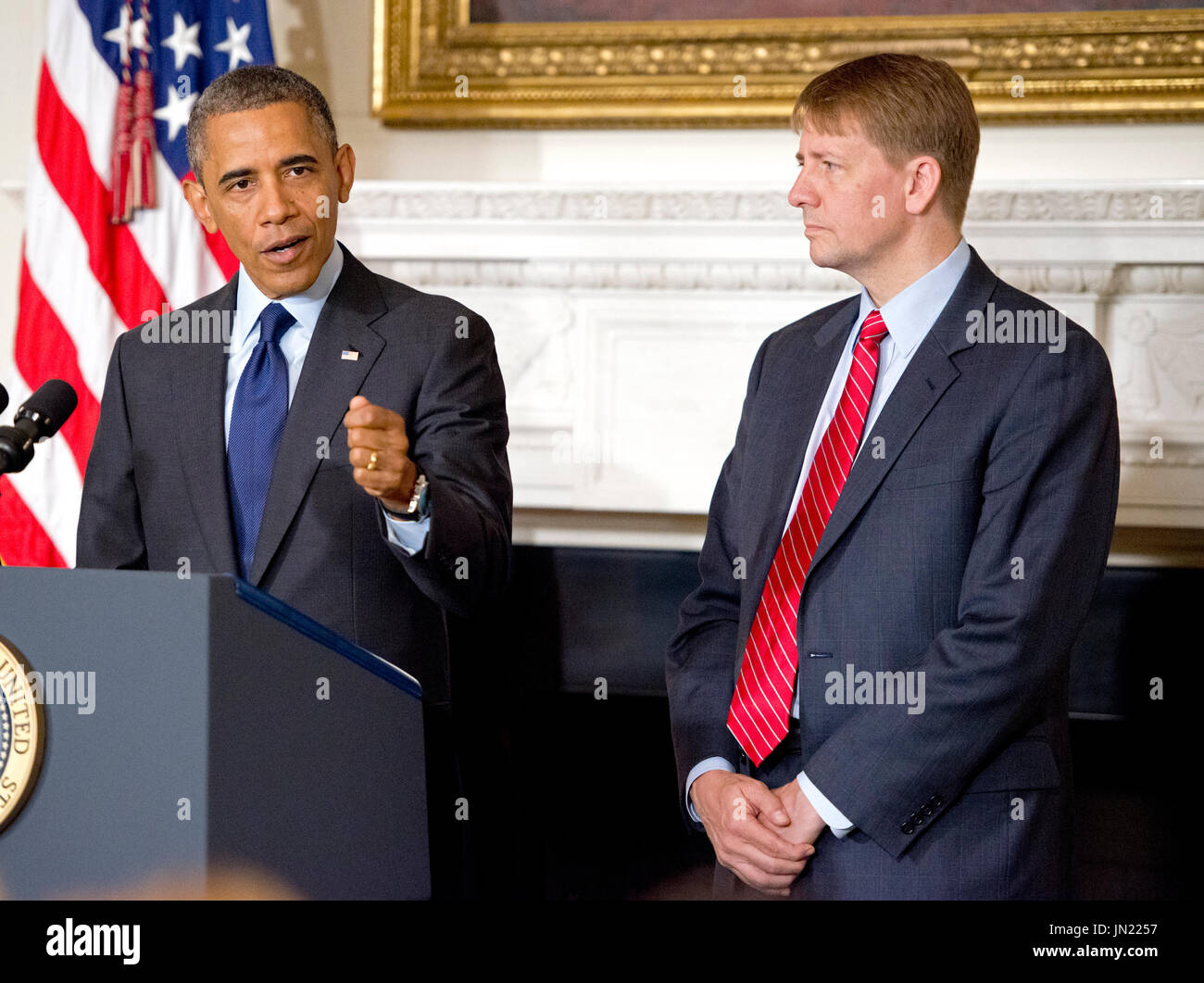 United States President Barack Obama delivers a statement in the State ...