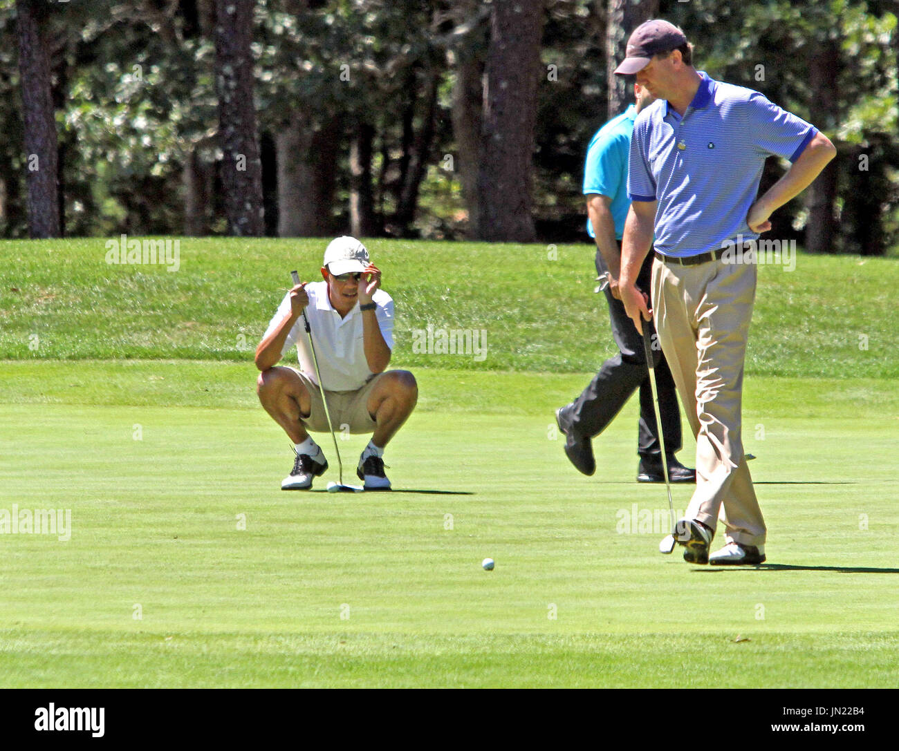 United States President Obama three-putted the first hole on Farm Neck ...