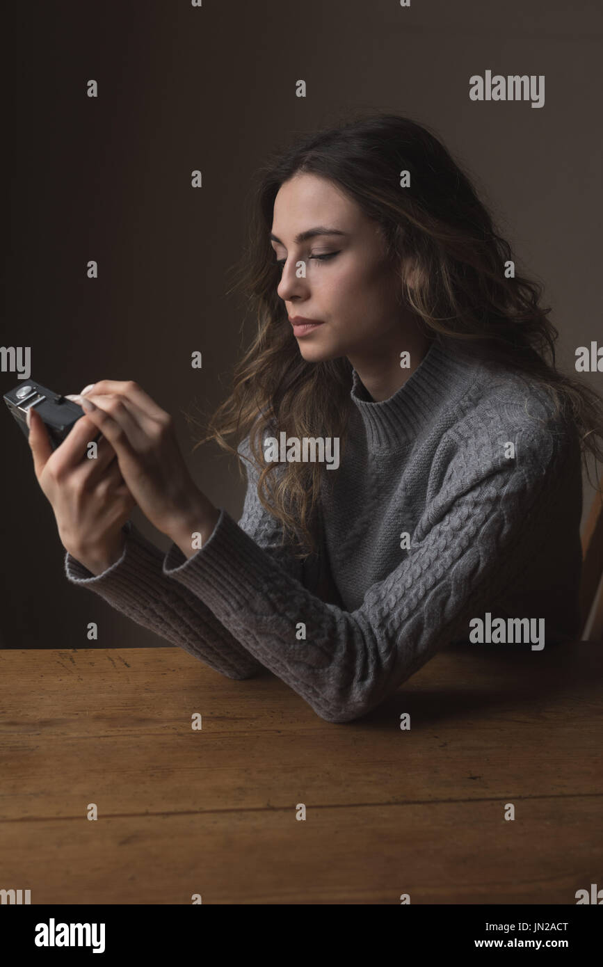 Adjusting lens hi-res stock photography and images - Alamy