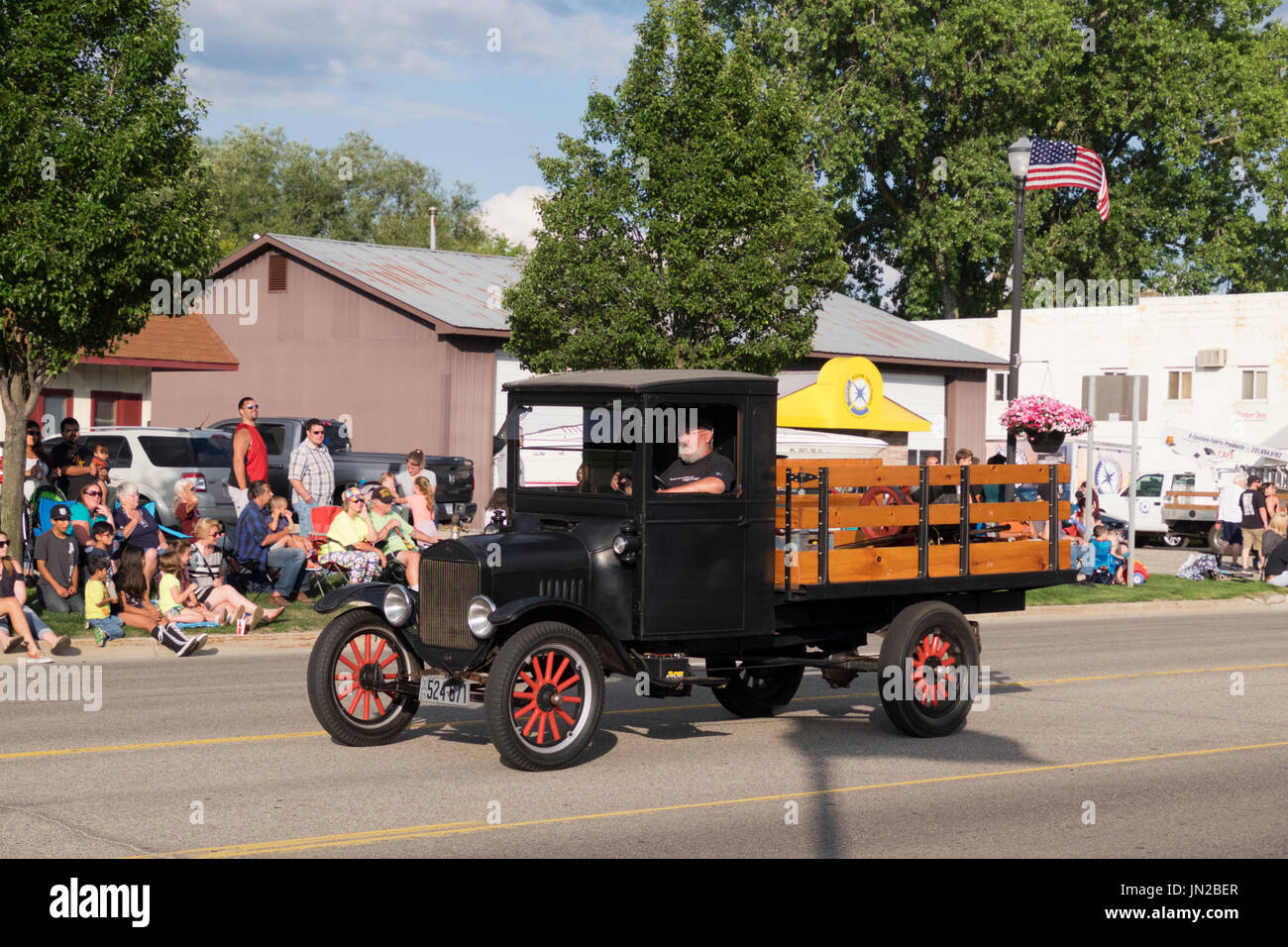 Vehicle truck vintage antique hi-res stock photography and images - Alamy