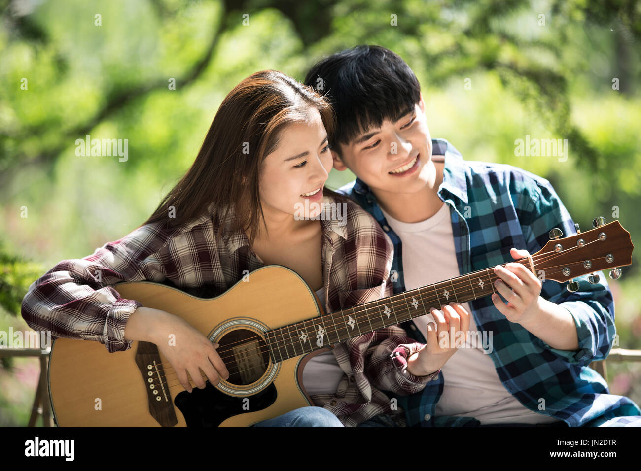 Guitar teaching hi-res stock photography and images - Alamy