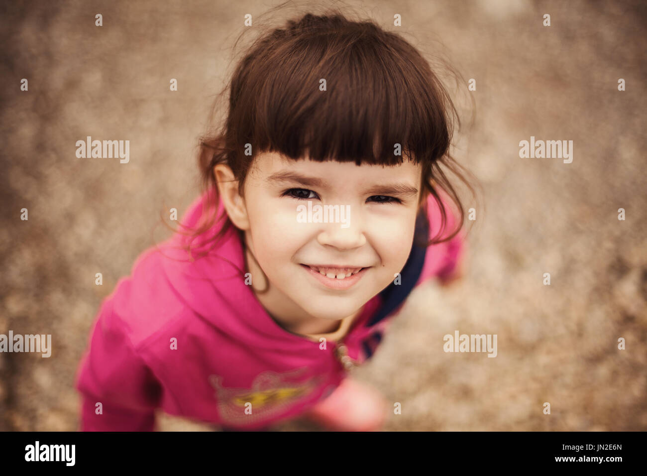 Small girl portrait hi-res stock photography and images - Alamy