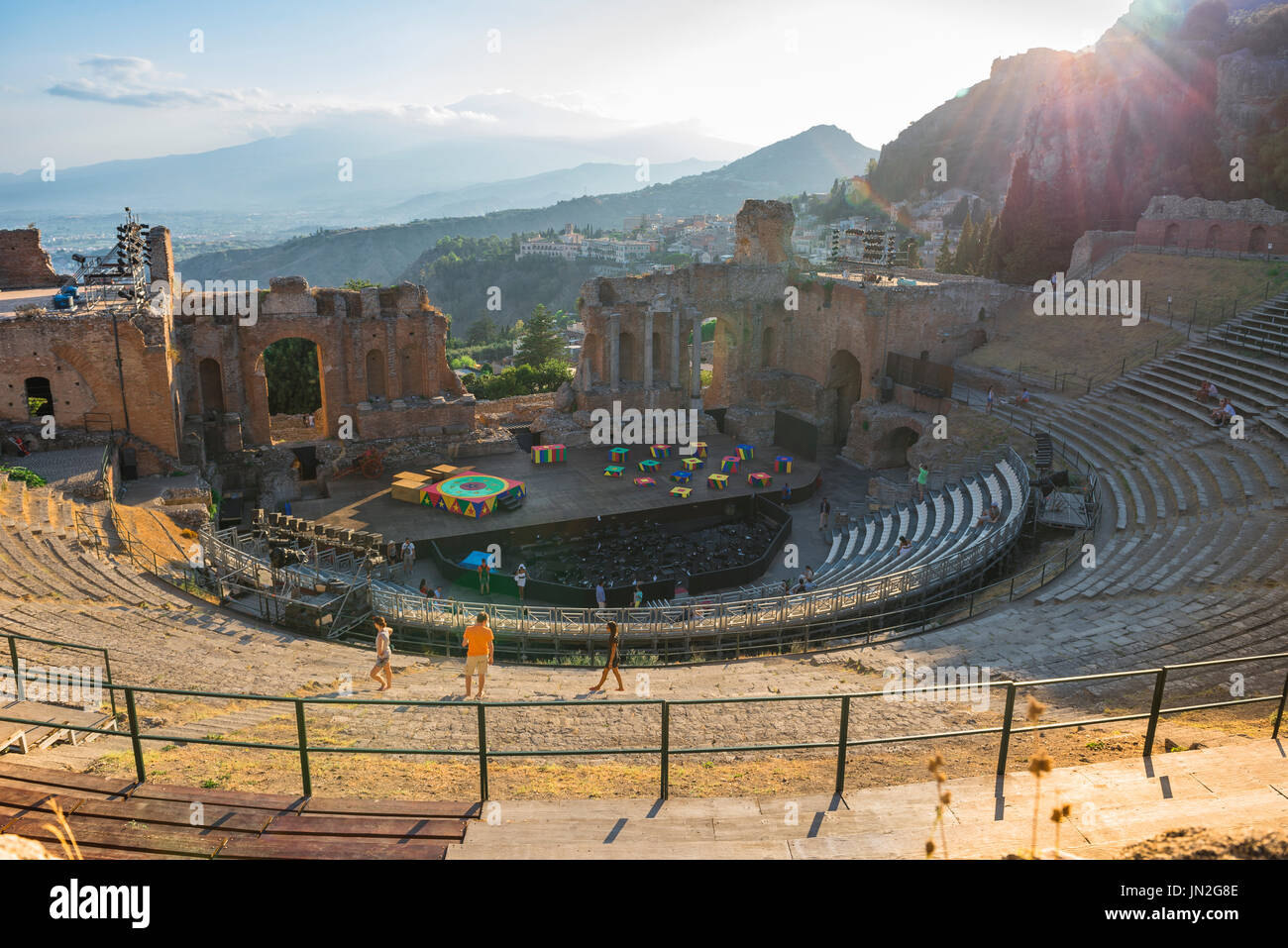 Greek amphitheatres in sicily hi-res stock photography and images - Alamy