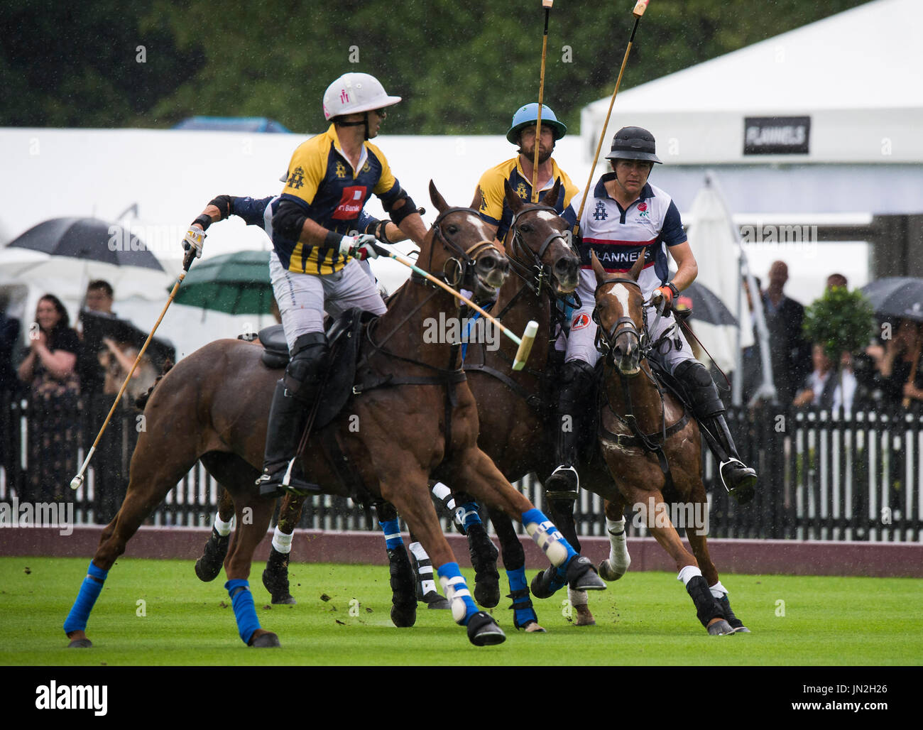 Sportpolo hi-res stock photography and images - Alamy