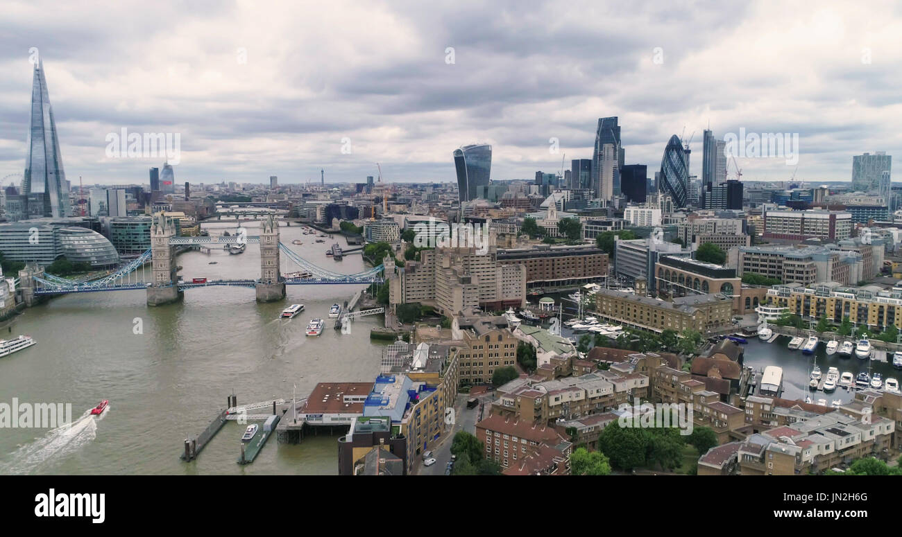 London skyline aerial hi-res stock photography and images - Alamy