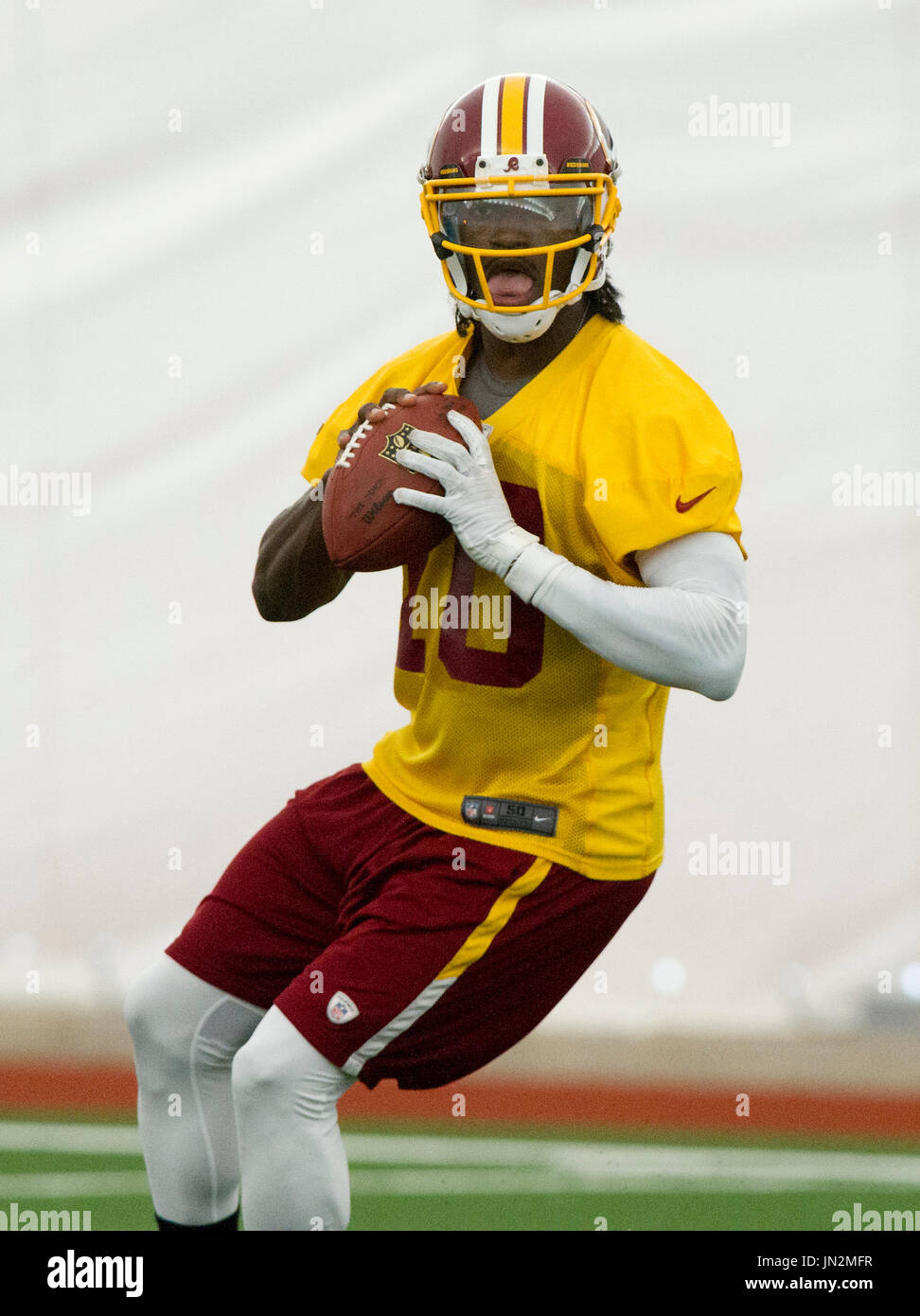 Washington Redskins rookie quarterback Robert Griffin III works out ...