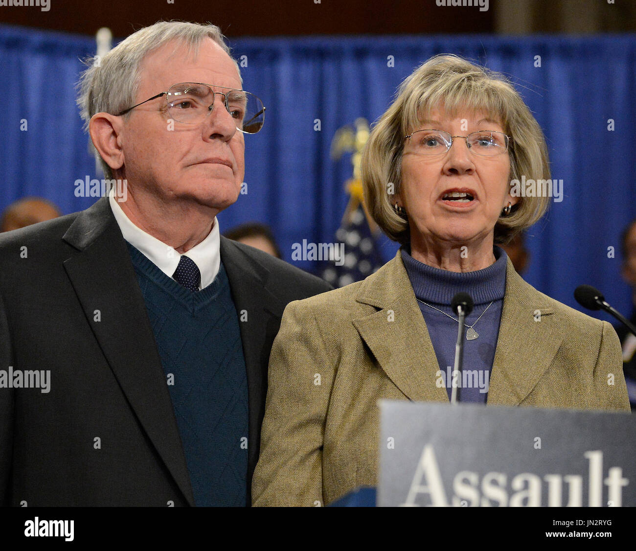 Pam Simon, who was shot in the Tucson, Arizona massacre where United ...