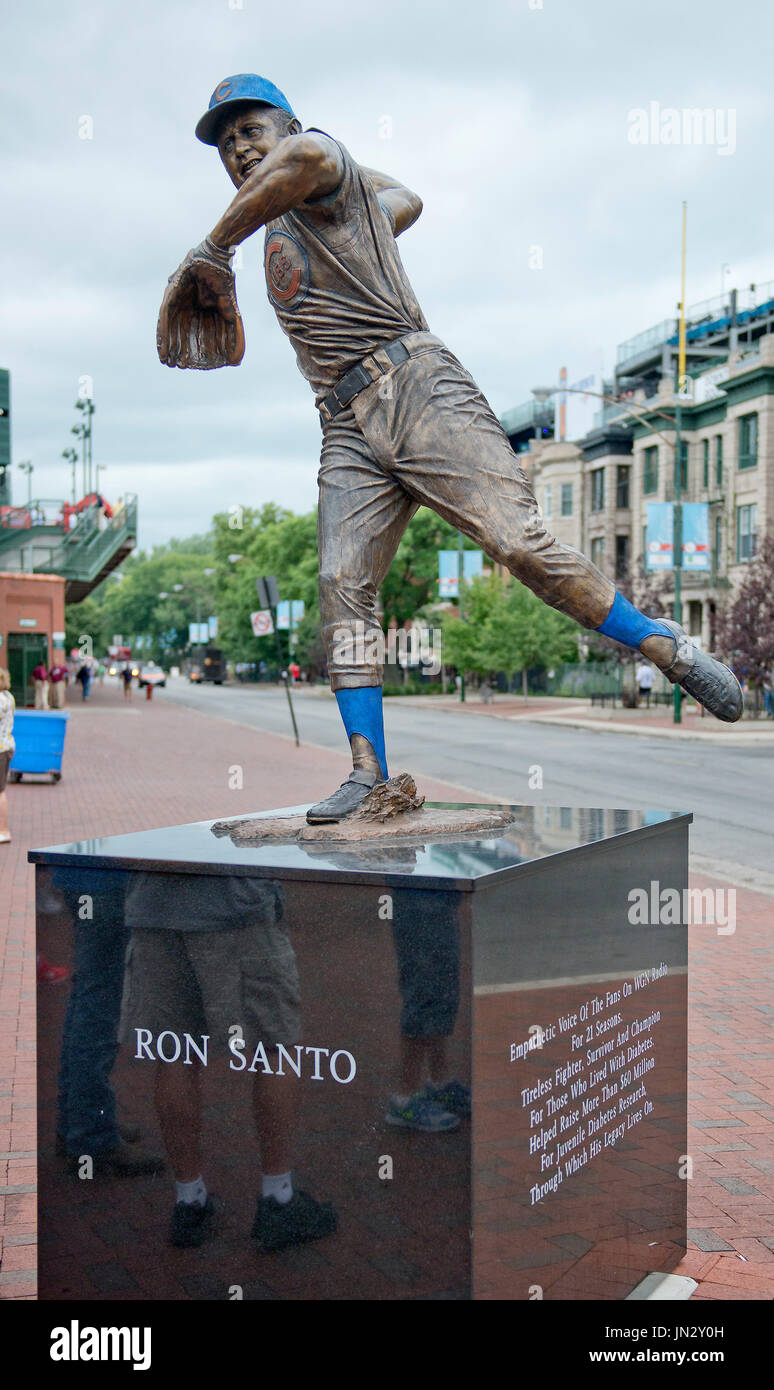 Statue honoring Chicago Cubs' great Ron Santo, amember of the Baseball ...