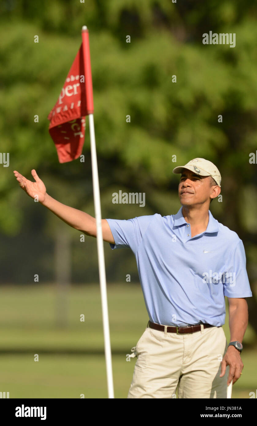 United States President Barack Obama gestures on the 2nd green at ...