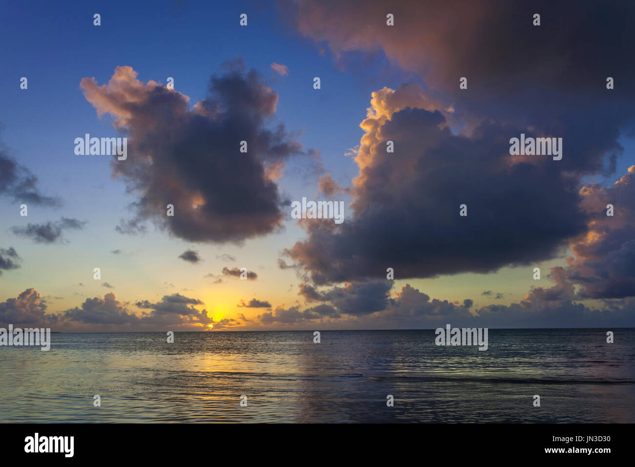 sky with sunset and clouds Stock Photo - Alamy