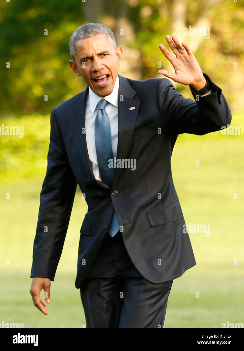 United States President Barack Obama returns to the White House in ...