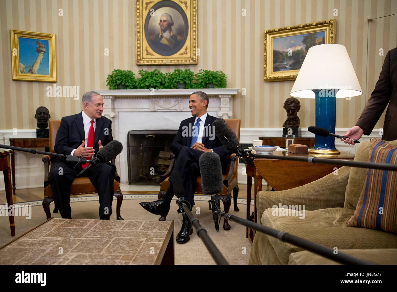 United States President Barack Obama, right, meets with Prime Minister ...