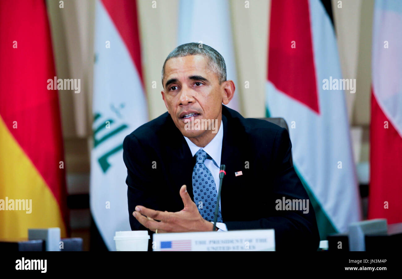 United States President Barack Obama speaks after attending a meeting ...