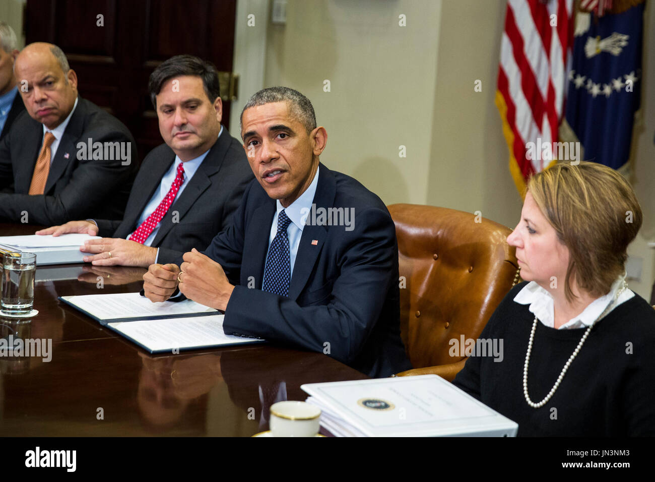 From left, Jeh Johnson, Secretary of Homeland Security, Ron Klain ...