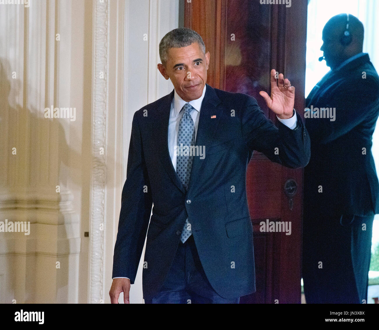 United States President Barack Obama arrives to make remarks welcoming ...