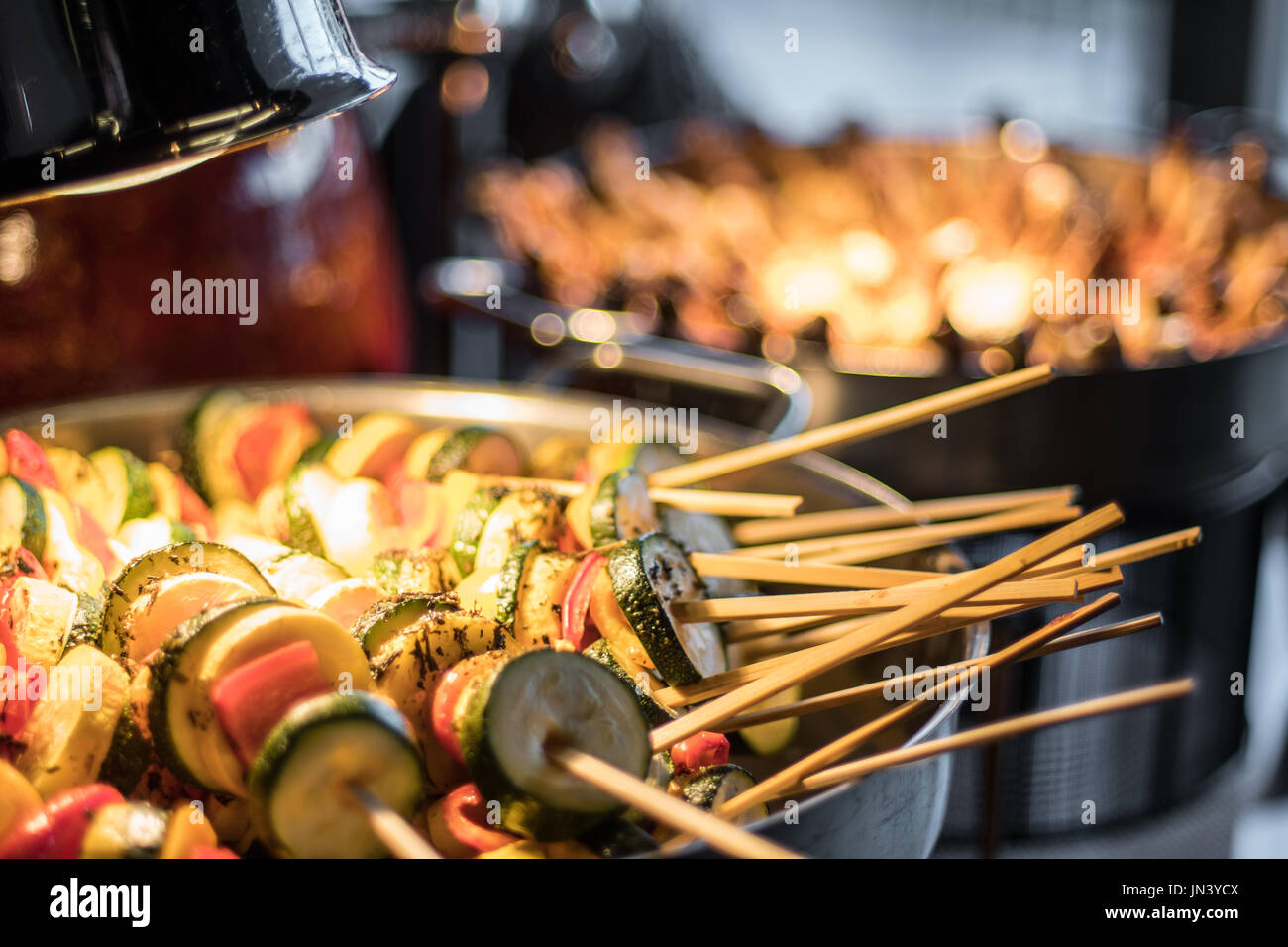 Under heat hi-res stock photography and images - Alamy