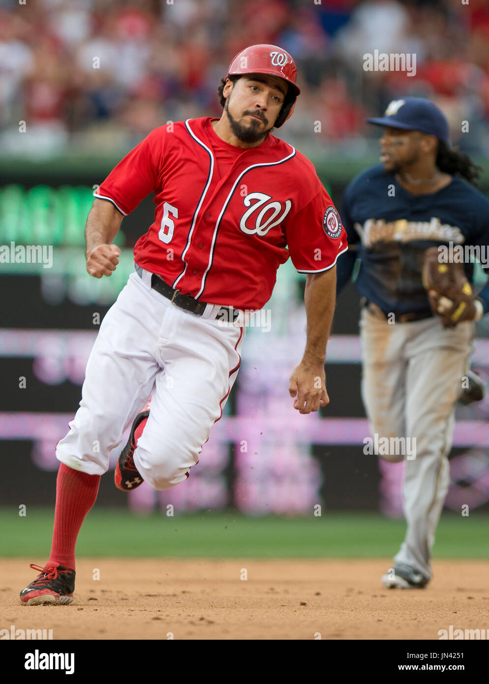 Washington Nationals third baseman Anthony Rendon (6) rounds third base ...