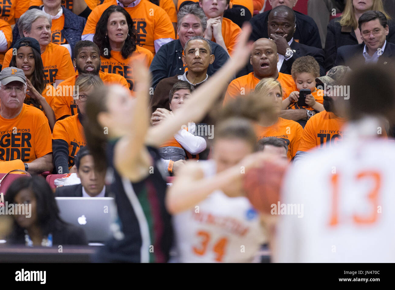 L r malia obama avery robinson High Resolution Stock Photography and ...