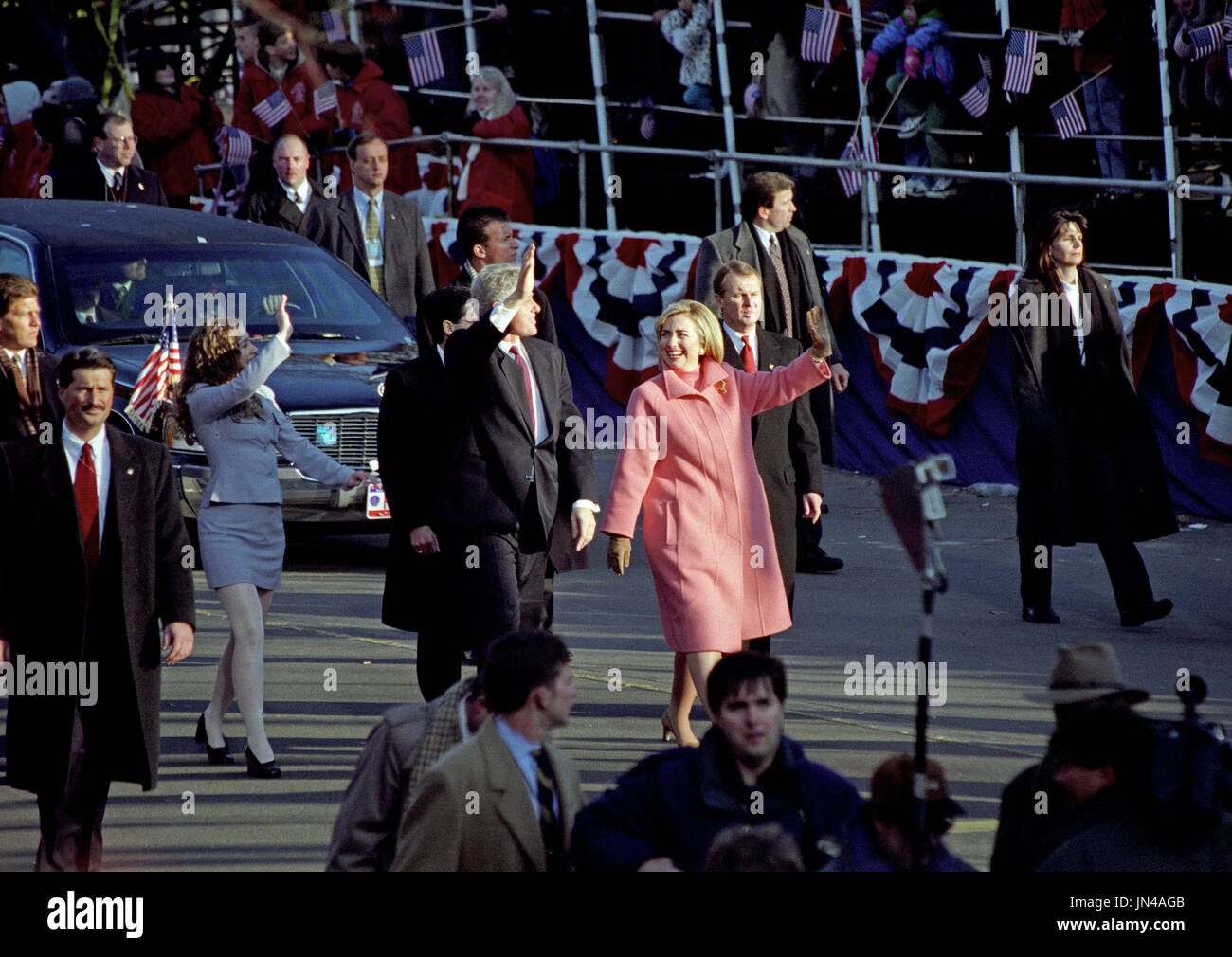 Bill clinton wave hi-res stock photography and images - Alamy