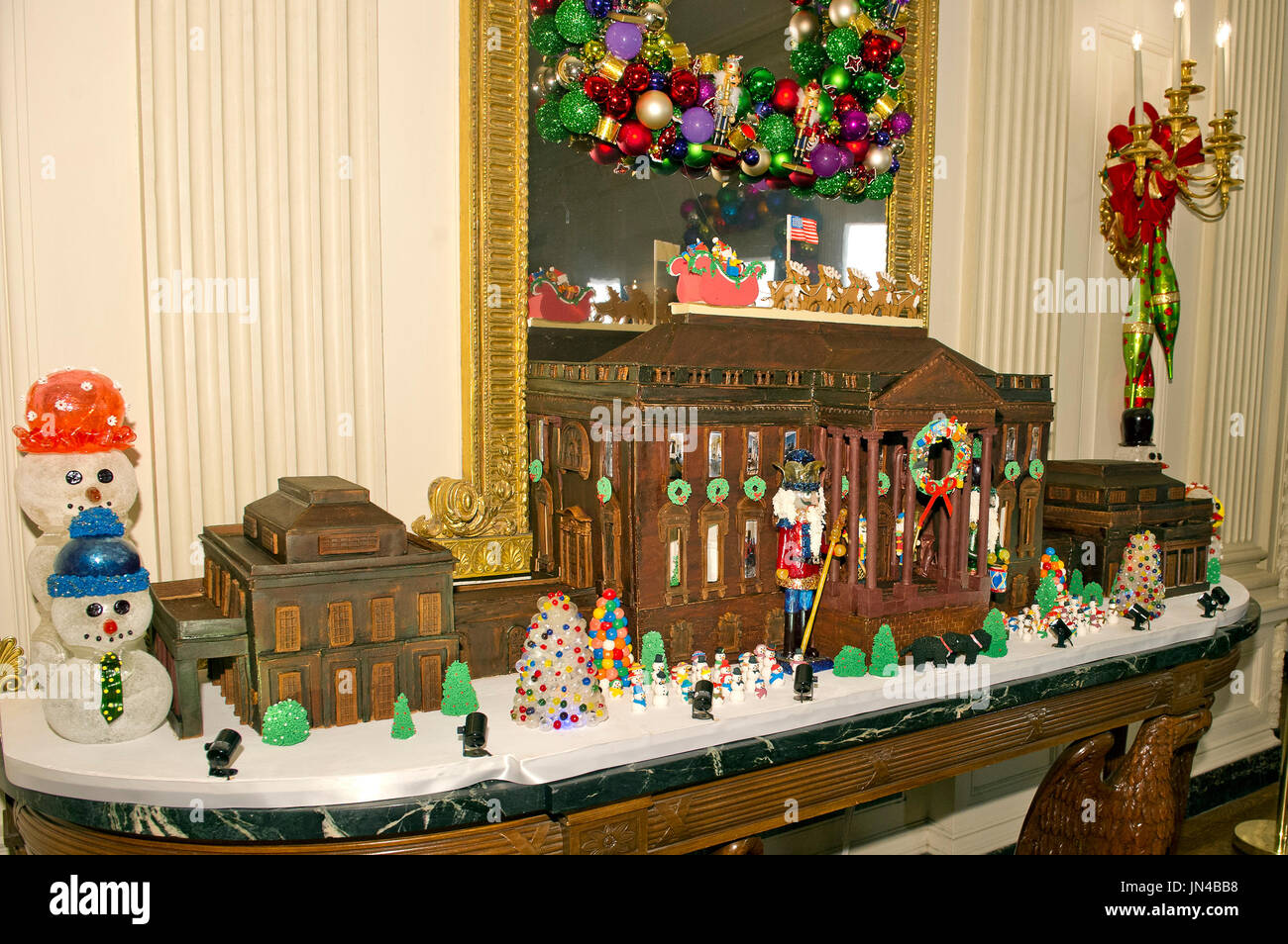 The traditional White House gingerbread house in the State Dining Room ...