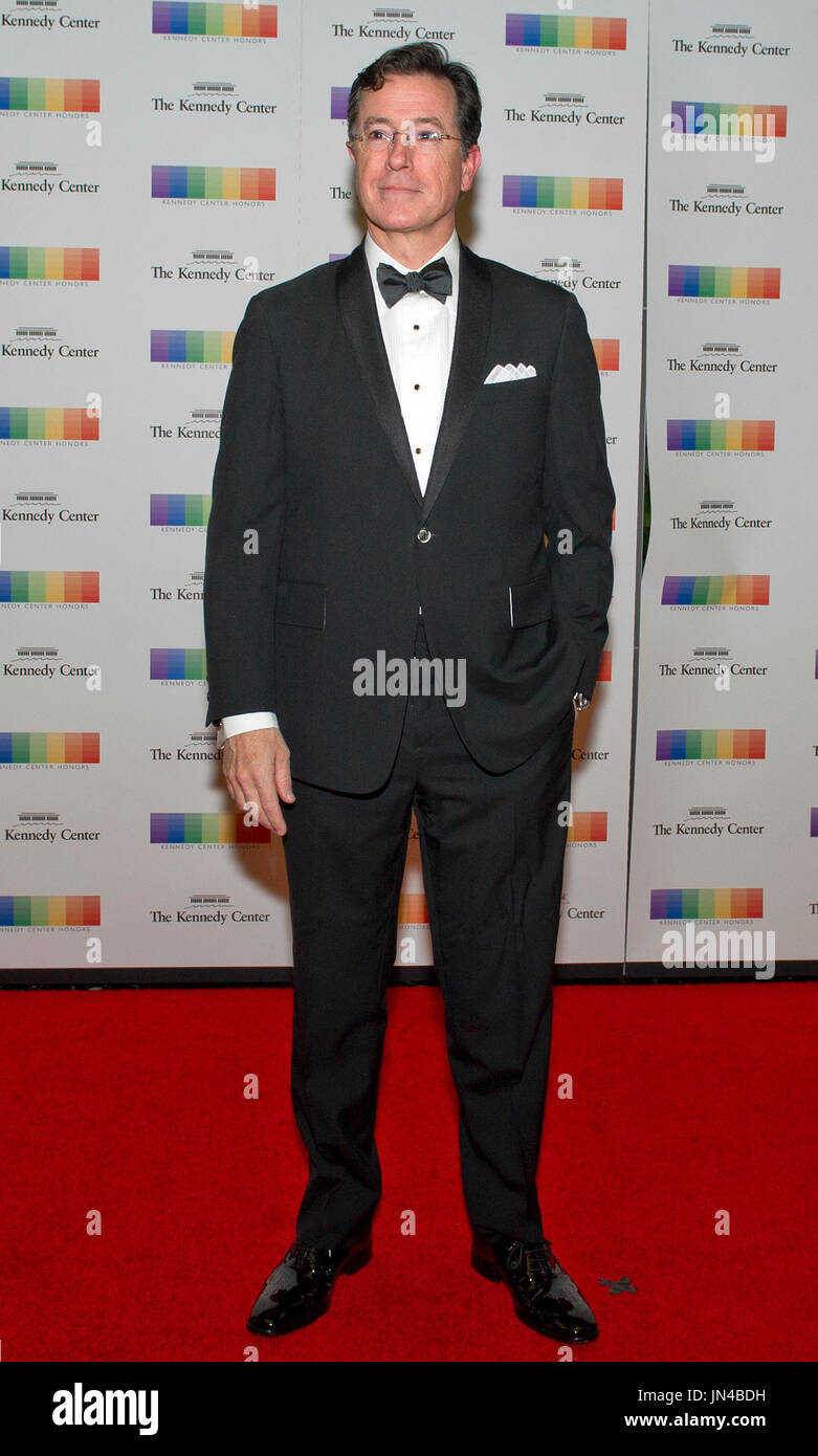 Stephen Colbert arrives for the formal Artist's Dinner honoring the ...