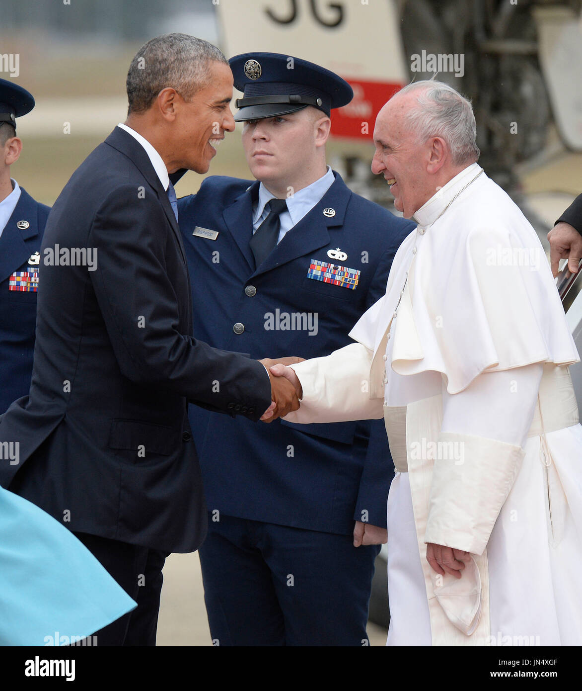 United States President Barack Obama greets His Holiness Pope Francis ...
