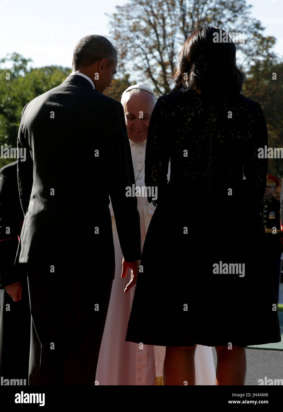 U.S. President Barack Obama and first Lady Michelle Obama welcome Pope ...