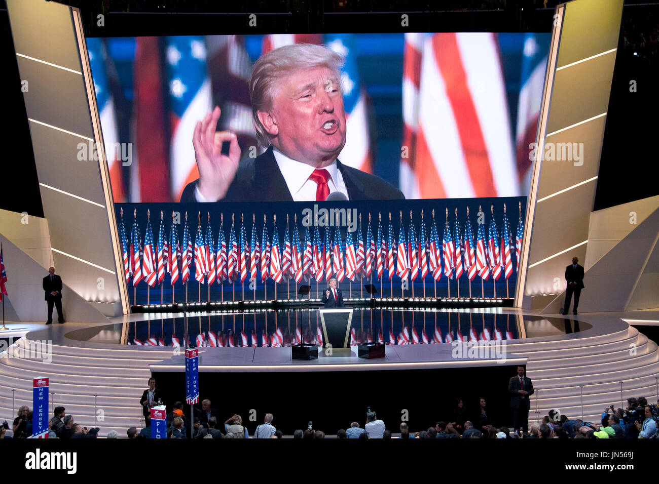 Donald J. Trump delivers his acceptance speech as the GOP candidate for ...